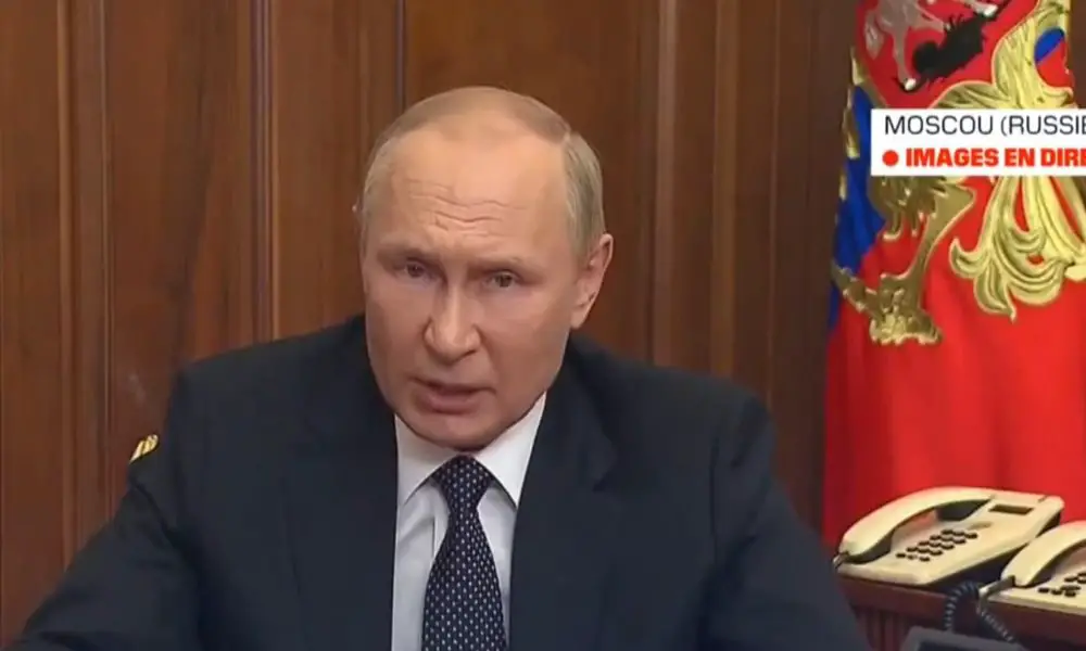 Russie : Poutine menace à nouveau d'utiliser l'arme nucléaire